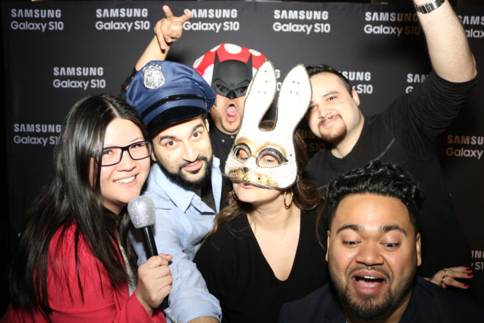 rent-a-photo-booth-at-your-grand-opening-booth-king